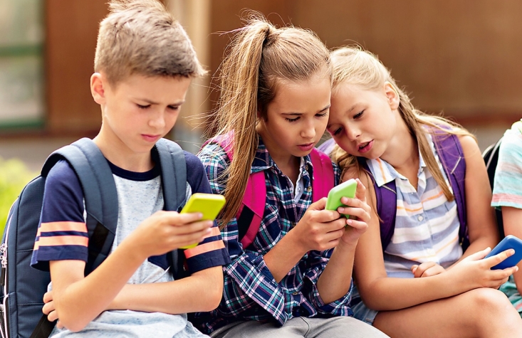 Lo que debes saber acerca de los centennials - grid.cl